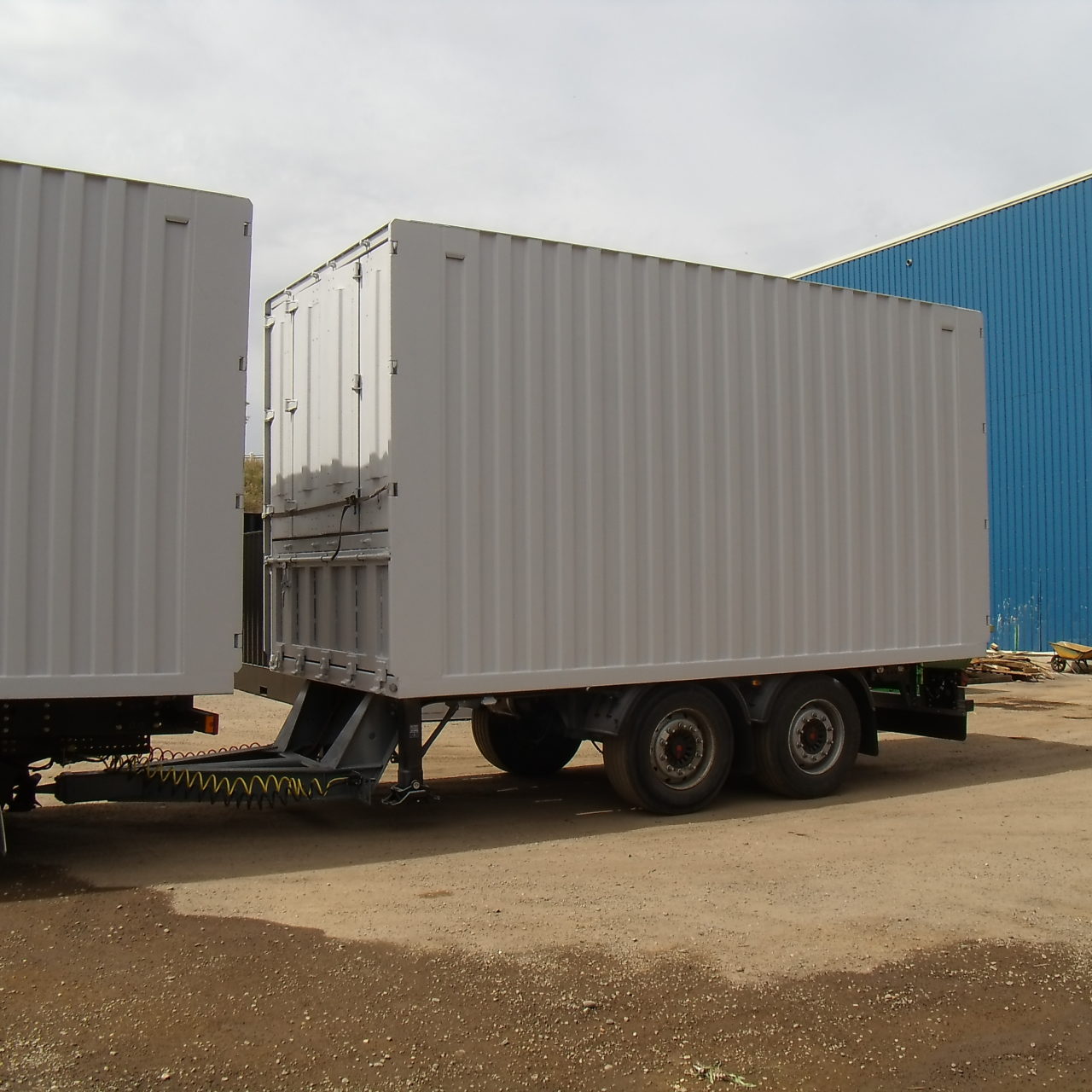 Swap body telescopic legs - Eurocontainer Manufacturer